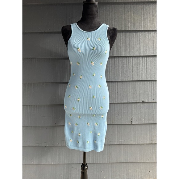Zara | Dresses | Zara Blue Floral Embroidered Ribbed Knit Sleeveless ...